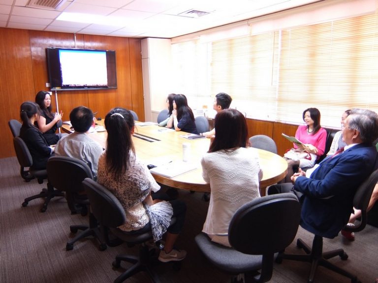 10th English Departmental Seminar, by Dr Sue Yip and Ms Clara Cheng ...